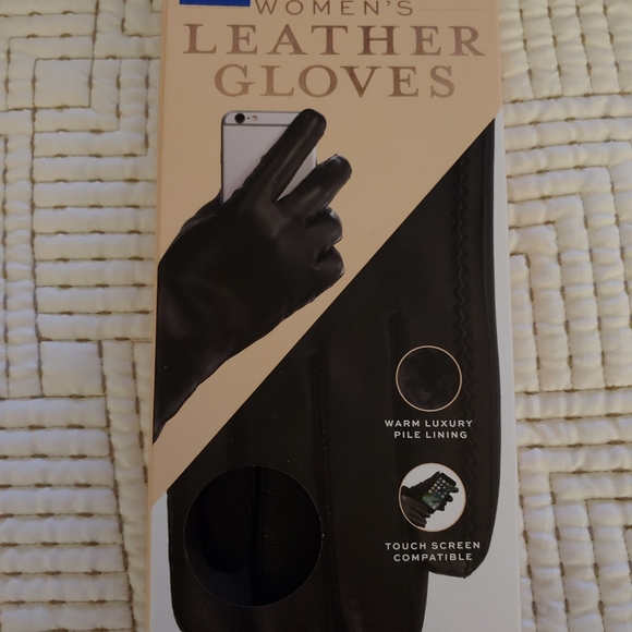 Fownes Brothers | Accessories | Fownes Brothers Womens Leather Gloves ...